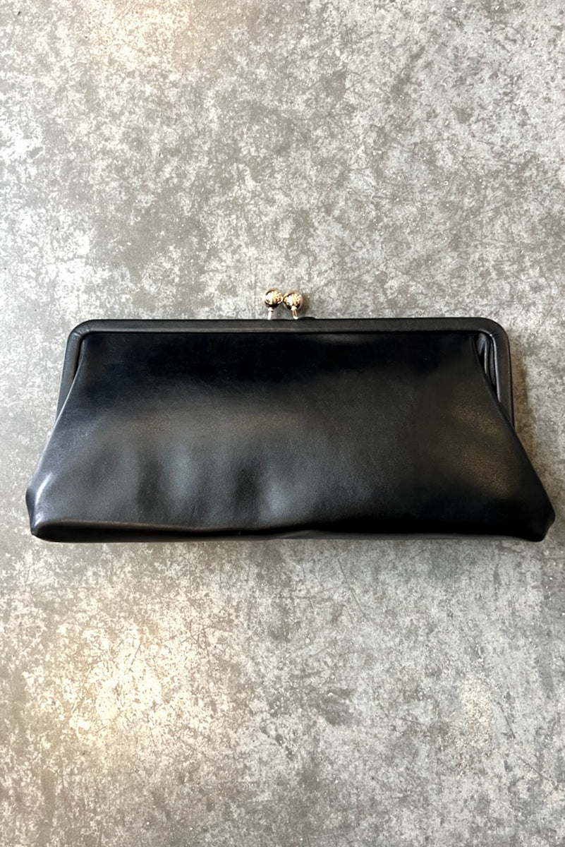 Nonna Square Twist Lock Clutch -Black – pinkskyboutique.com